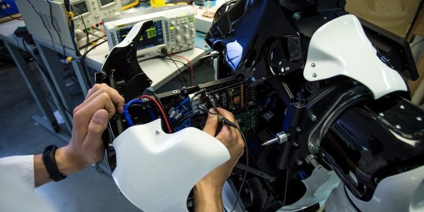 SIX ESSENTIALS FOR YOUR ROBOTICS CLASS | Automation International