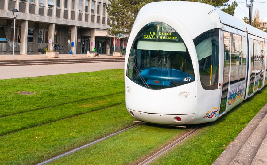 FLAMEX ® CABLING SOLUTIONS TO IMPROVE PASSENGER EXPERIENCE | Railway USA