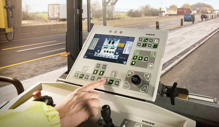 NOUVELLES TABLES ÉLECTRIQUES VOLVO POUR CHAUFFER LE FINISSAGE DE GRANDE ...
