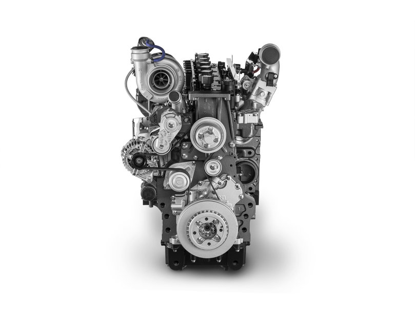 THE FPT INDUSTRIAL N67 NATURAL GAS ENGINE POWERS THE WORLD’S FIRST LNG ...