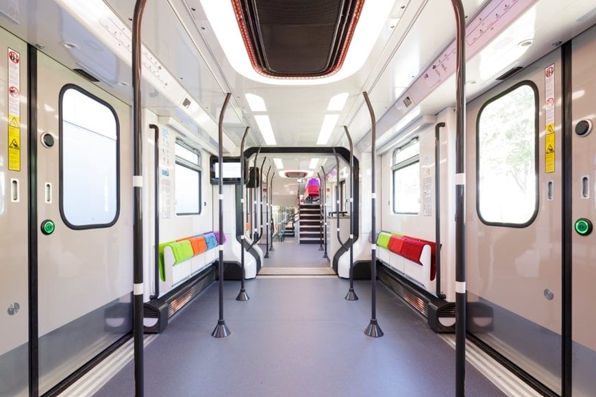 LE RER NG NOUVELLE GÉNÉRATION EST ARRIVÉ SUR LA LIGNE du RER D | Le Rail