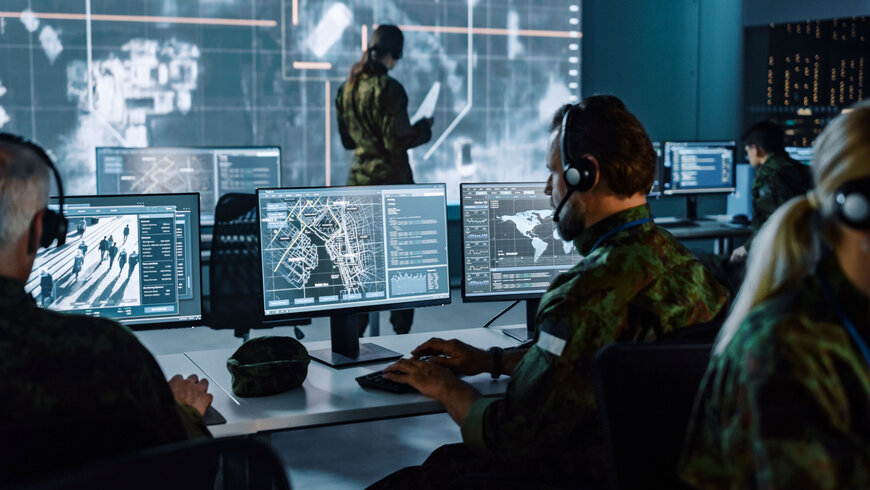 AI on the Battlefield – Weighing the Pros and Cons of Military ...