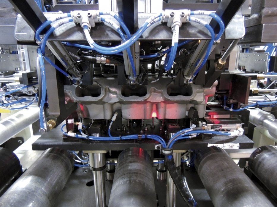 Keyence’s LumiTrax Makes Easy Imaging of Challenging Part Features ...